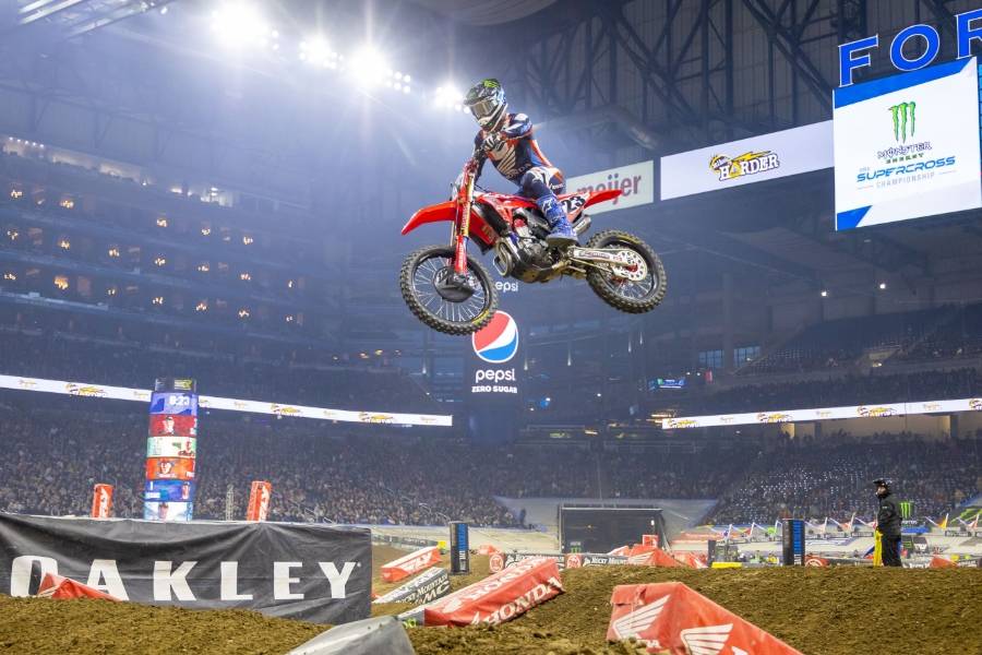 Team Honda HRC Sweeps Detroit Supercross | Honda.Racing