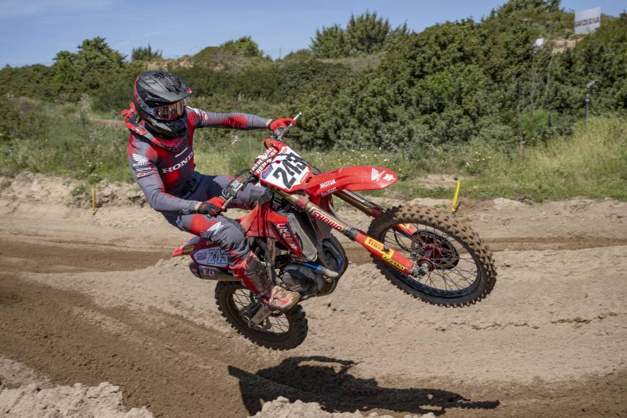 Gajser shows his sand skills in Sardinia as v... | Honda.Racing